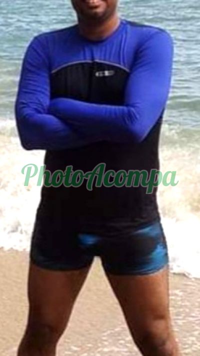 Ferdinand, moreno alto, bonito e sensual, adoro te fazer gozar gostoso ...