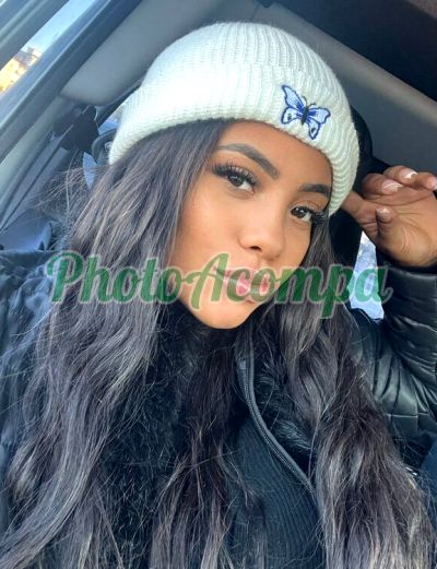 Hellen, morena fogosa, com local na região, venham provar ...